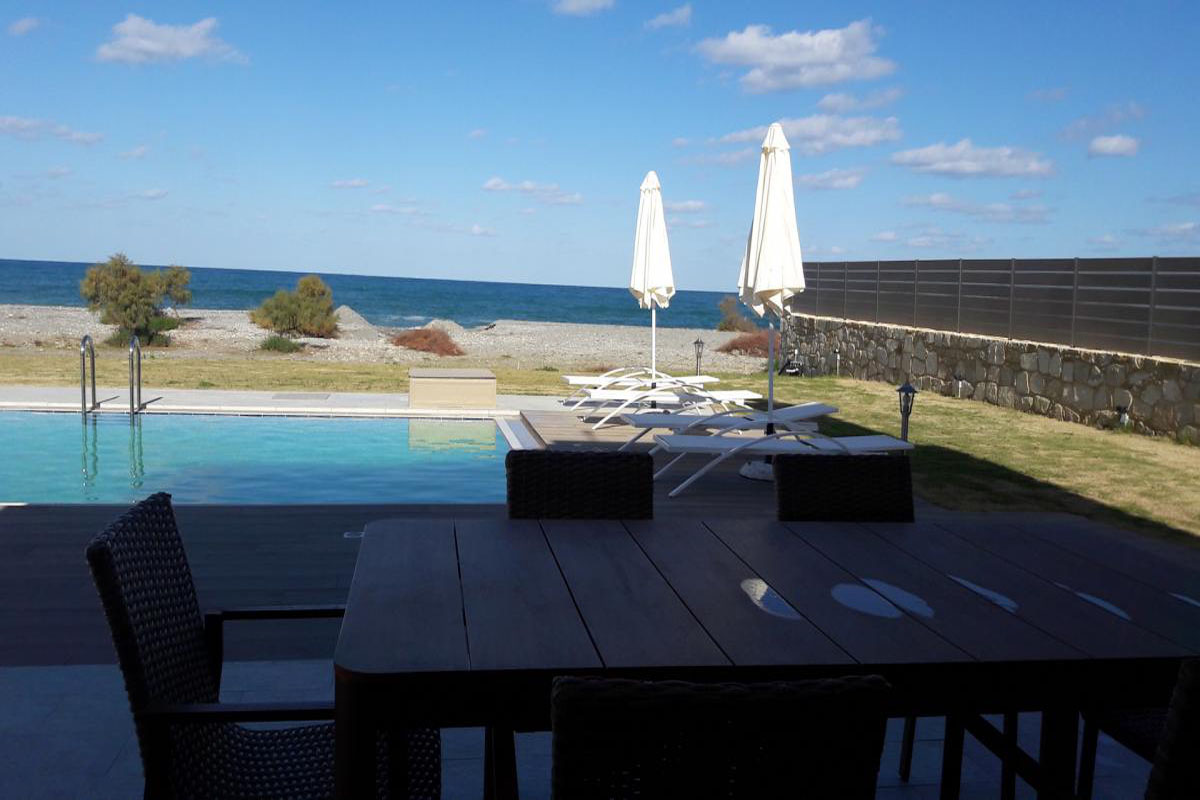 Tavronitis Beach Front Villas , Tavronitis , Chania , Crete